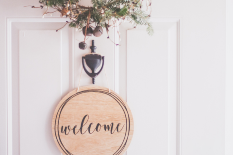 3 Welcome Committee Ideas To Brighten Up Your New Residents' Day - Hoamco